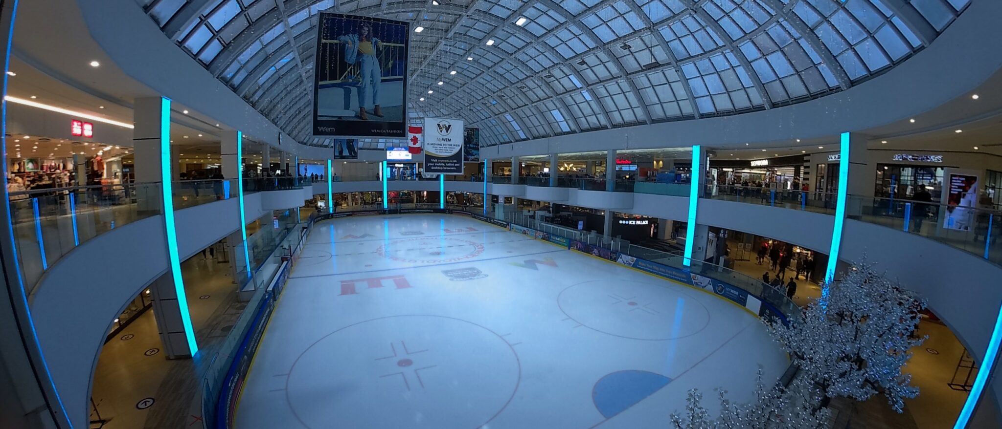 West Edmonton Mall Photo Tour (December 2020)